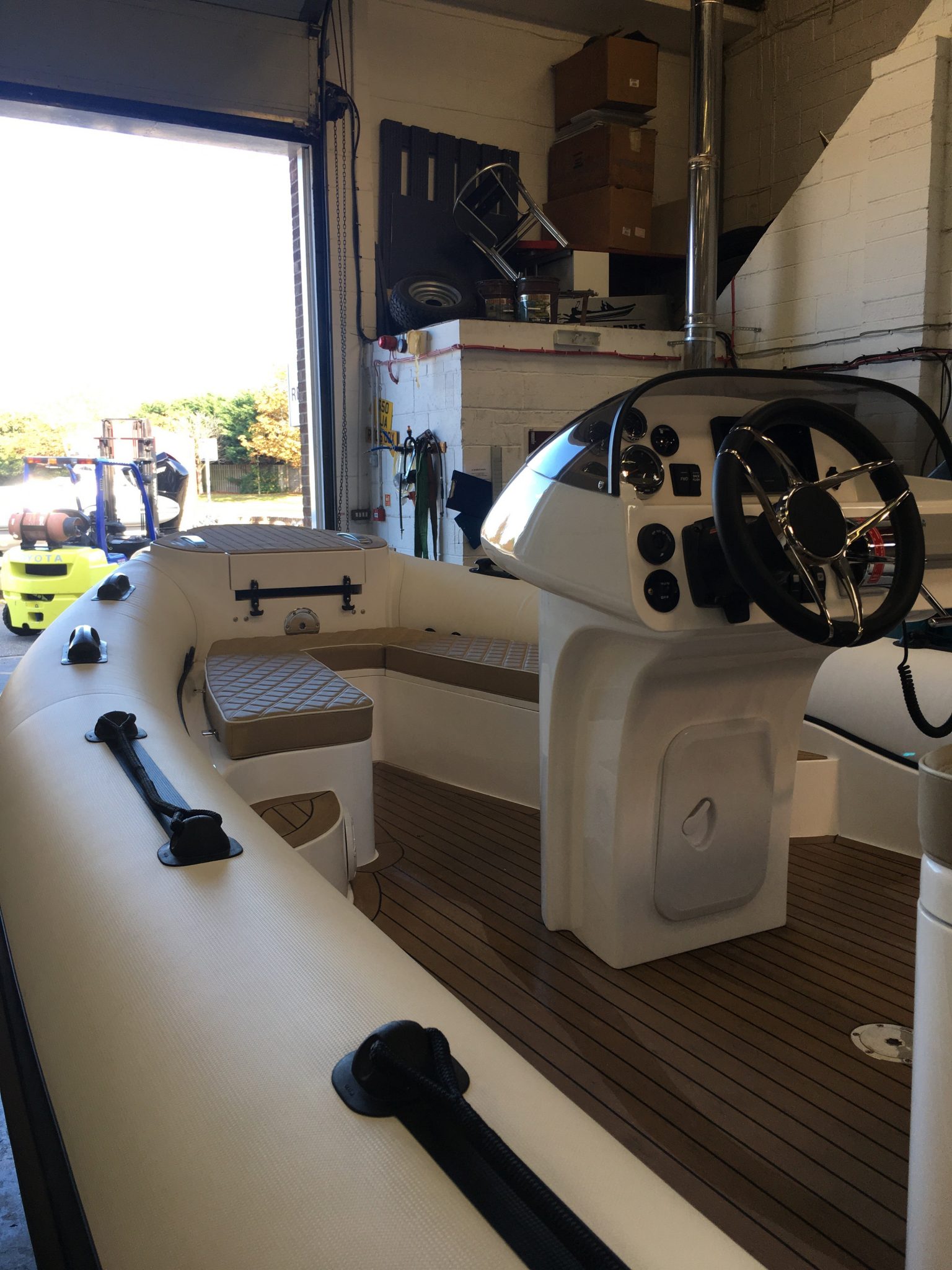 Boat Windows & Hatches, Washboards, Marine Mirrors | Port Synthetics